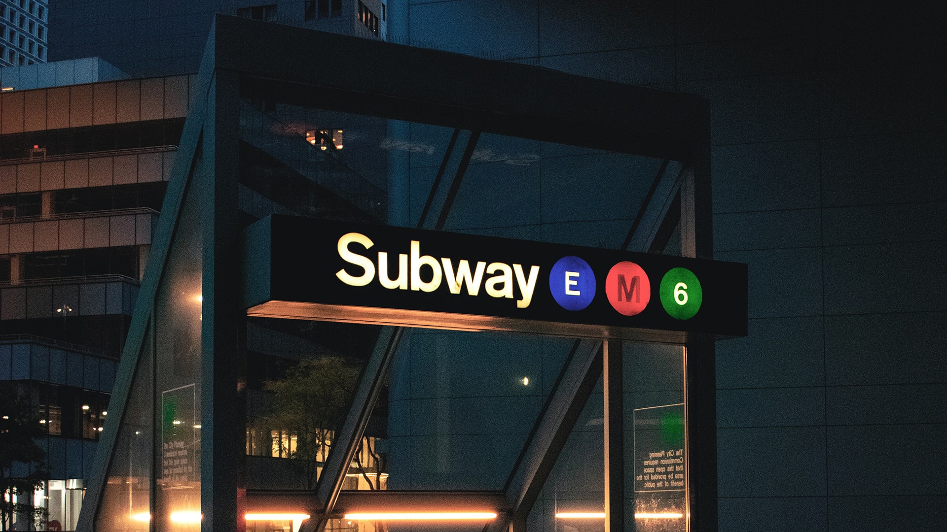 Marine vet charged in subway death sees massive legal defense fund surge