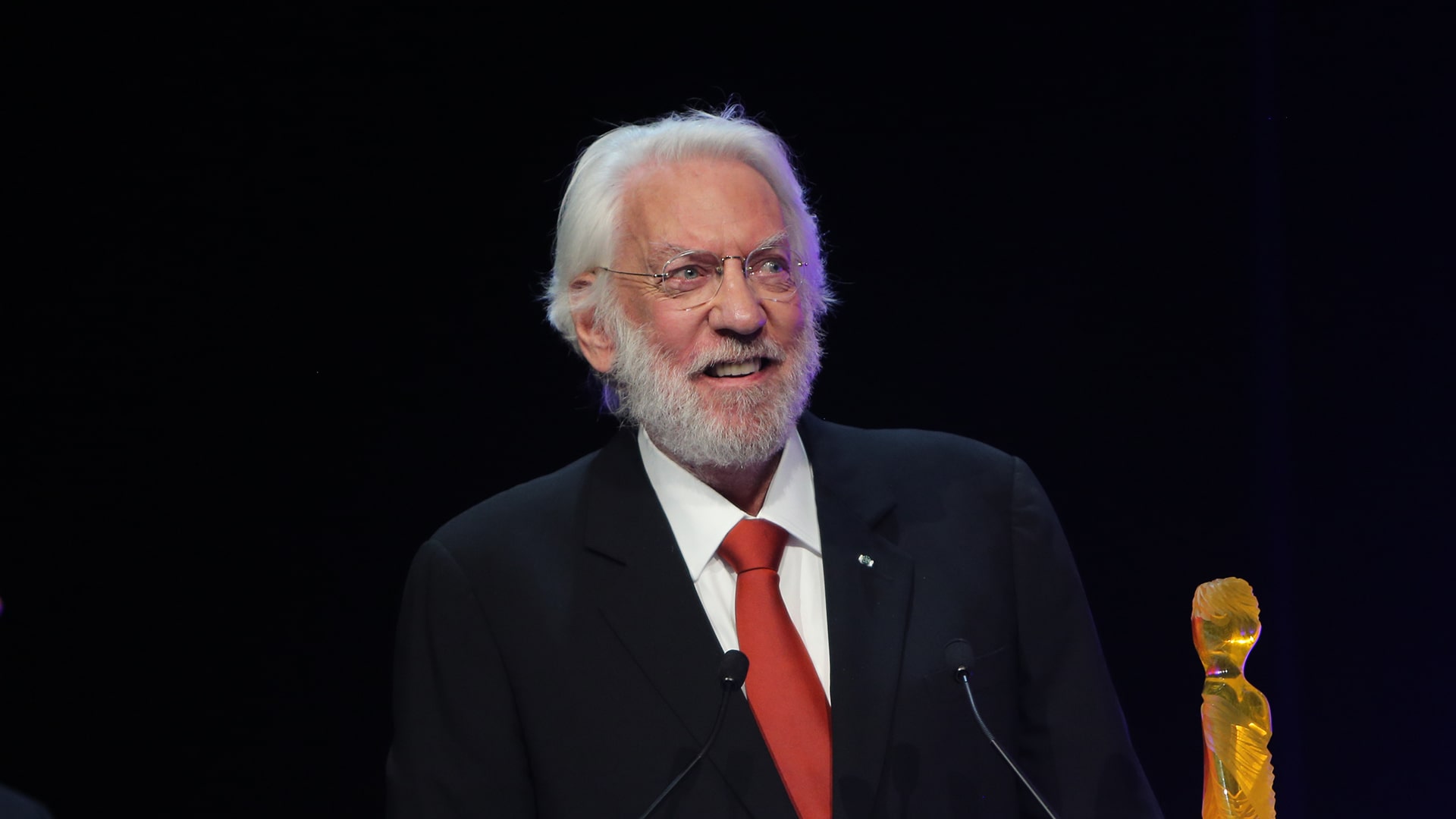 Legendary actor Donald Sutherland passes away at 88